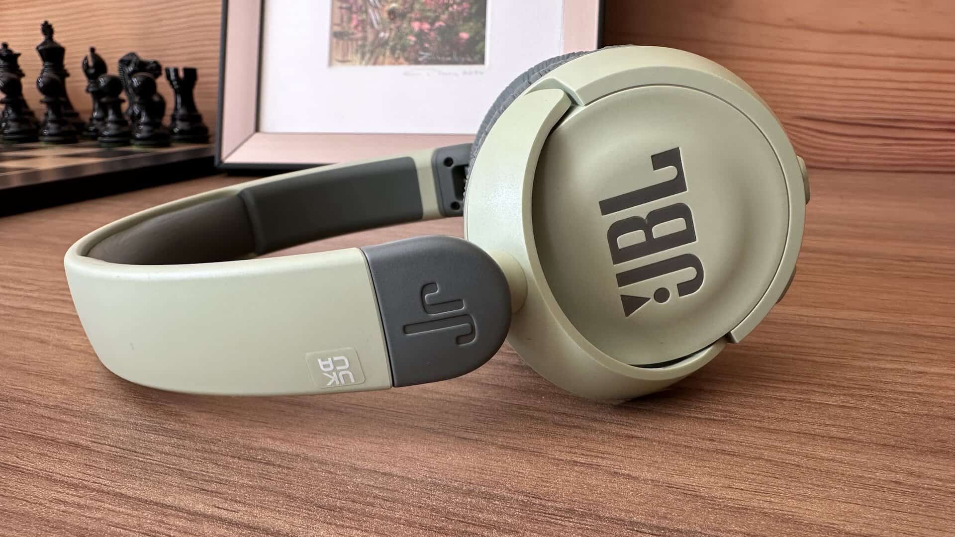 Test du JBL JR310BT : le casque Bluetooth qui ménage les oreilles de ...
